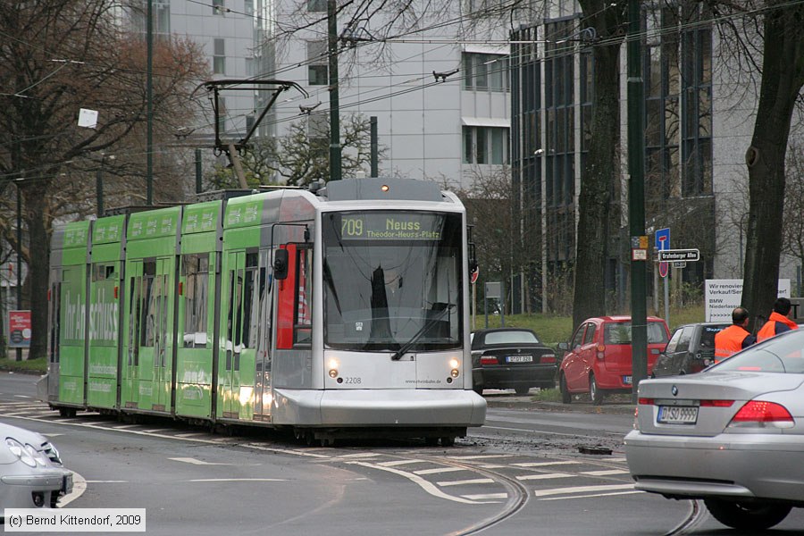 Deutschland – Straßenbahn - Düsseldorf - Triebwagen 2208